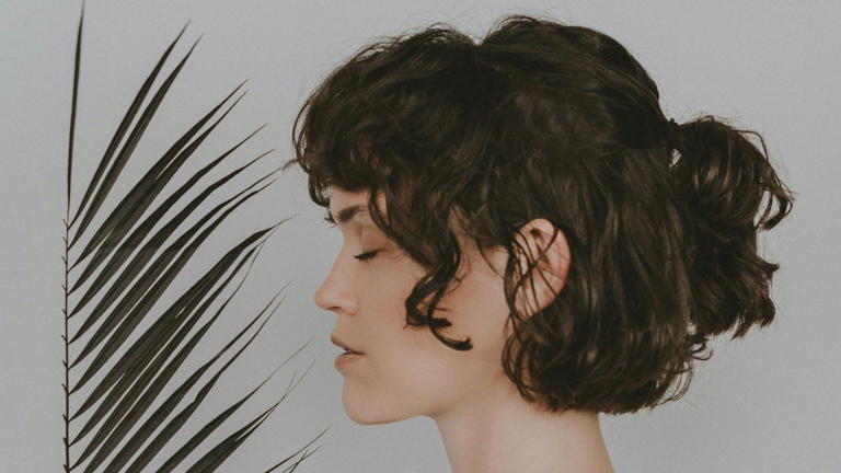 La Jennifer Anniston : 20 coiffures pour faire revivre les années 90