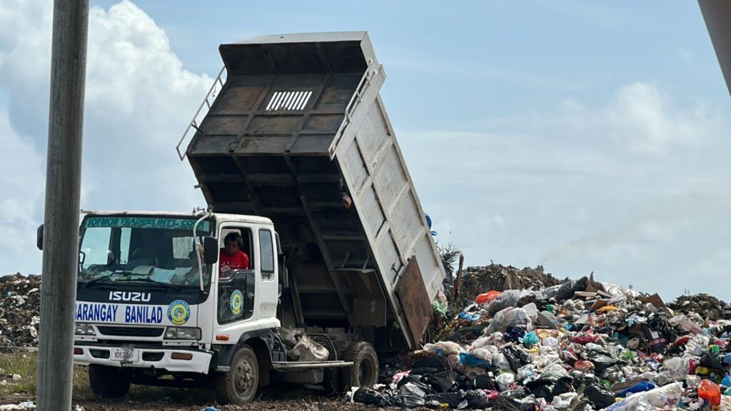 Waste management in Mandaue: City hires hauling service