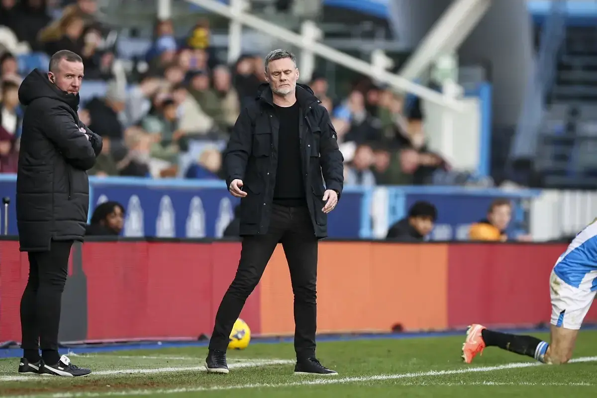 Bradford City boss reveals transfer window hurdle