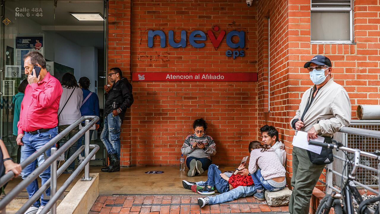 El calvario de los pacientes de Nueva EPS para conseguir atención ...