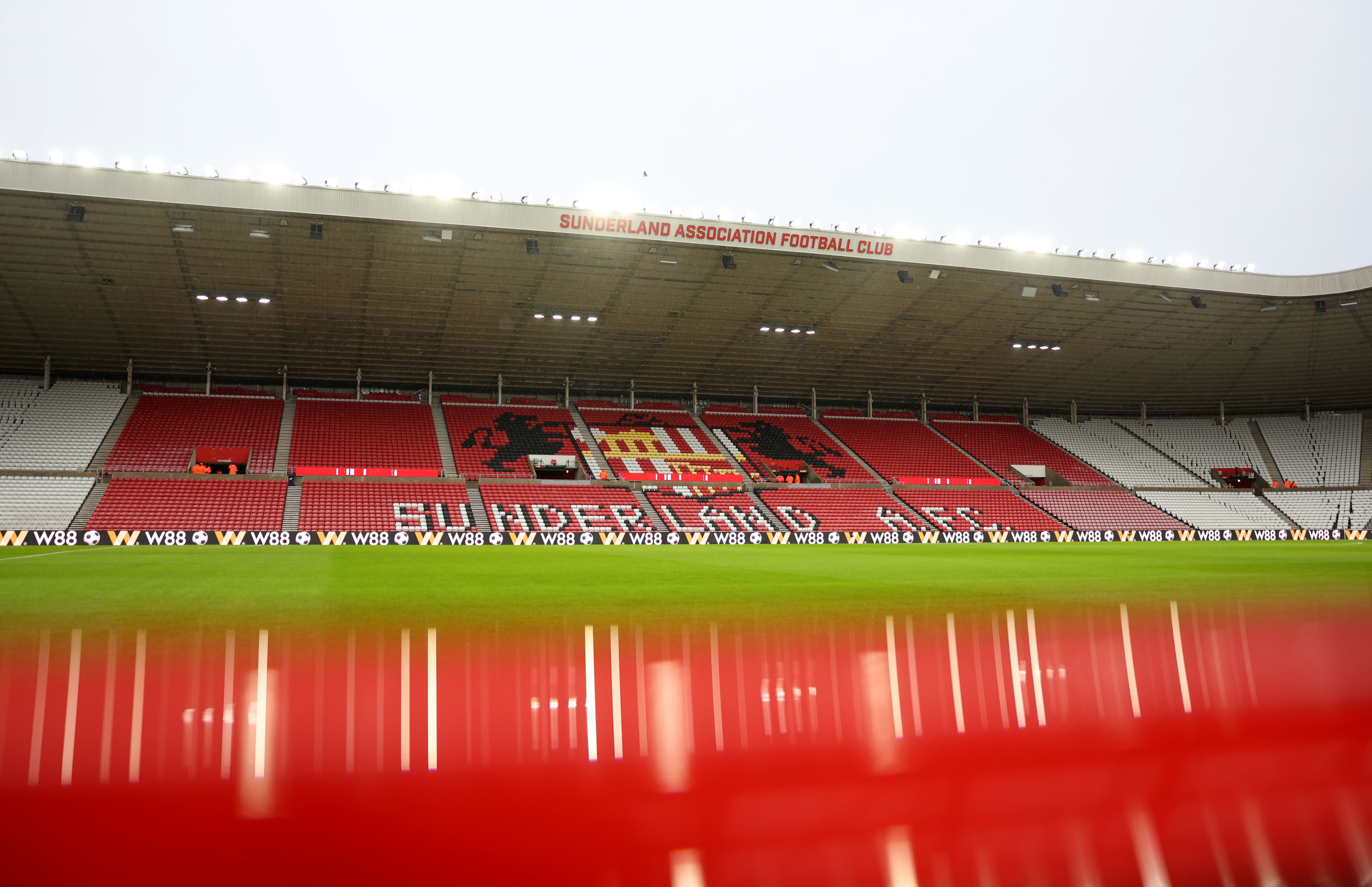 Medical booked: Sunderland transfer blow risks Millwall knock-on after ...