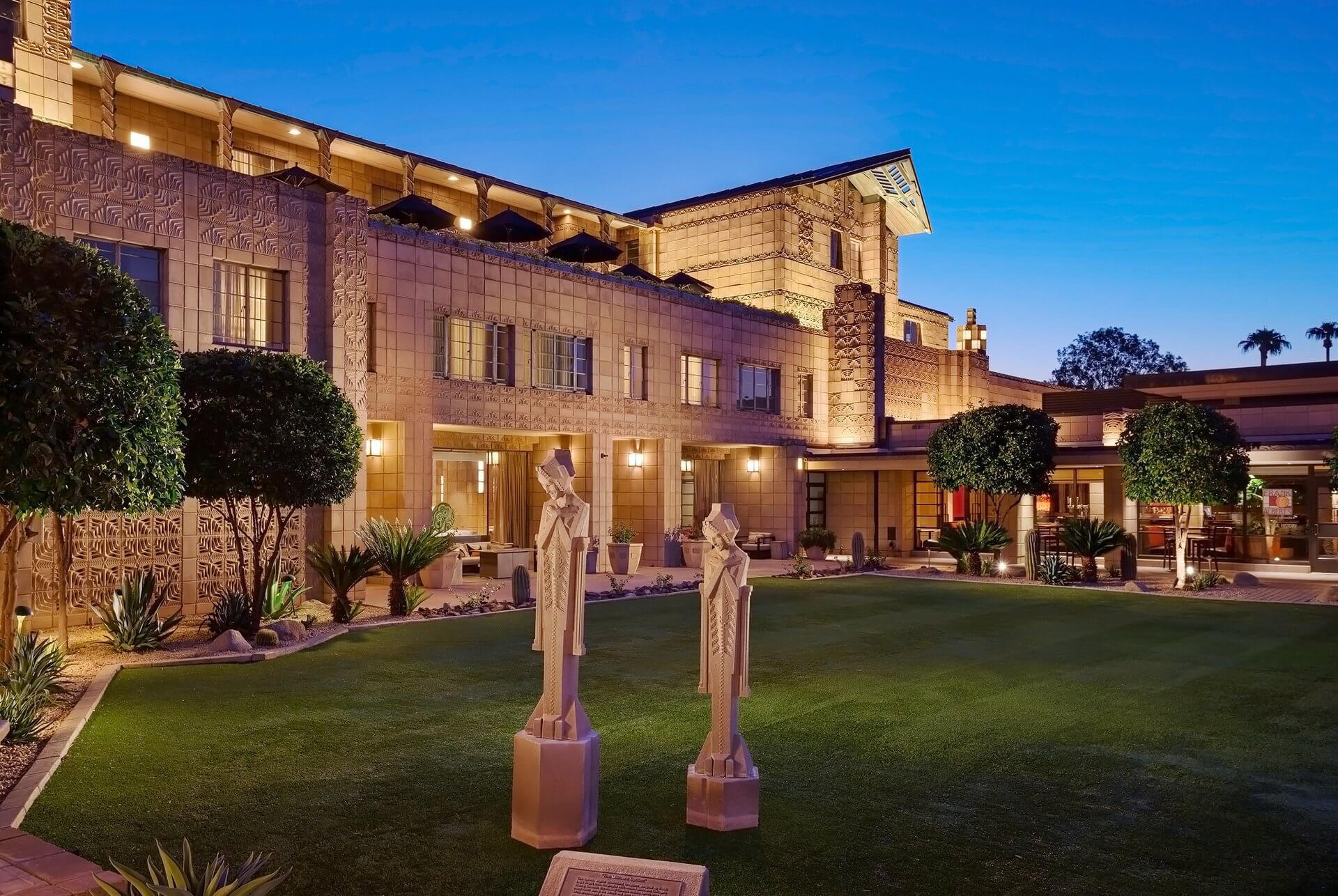 15 of the most stunning hotels and resorts in the US