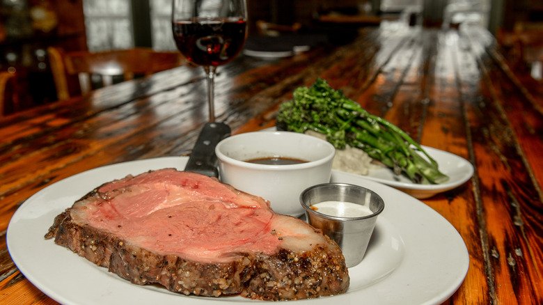 8 best restaurants for prime rib in Las Vegas