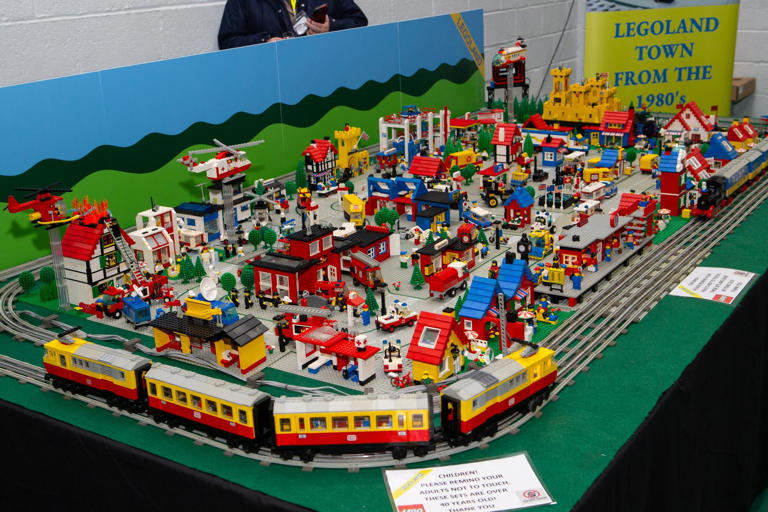 24 pictures from this year's Calder Valley Brick Show as fantastic Lego ...