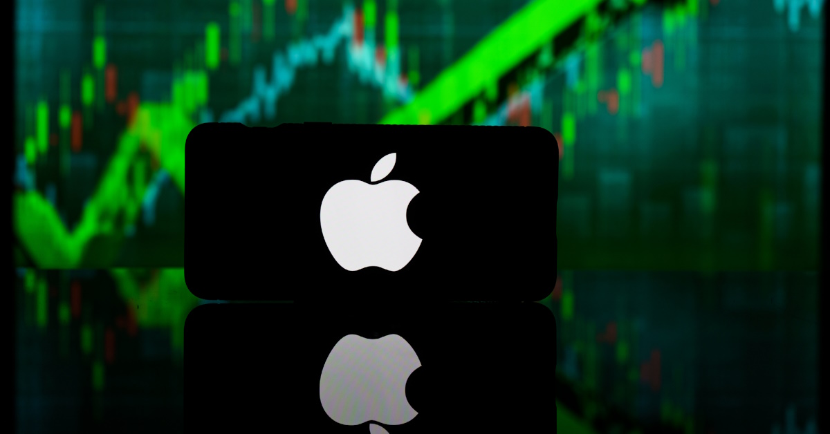 If you invested $1,000 in Apple 10 years ago, this is what you’d have today