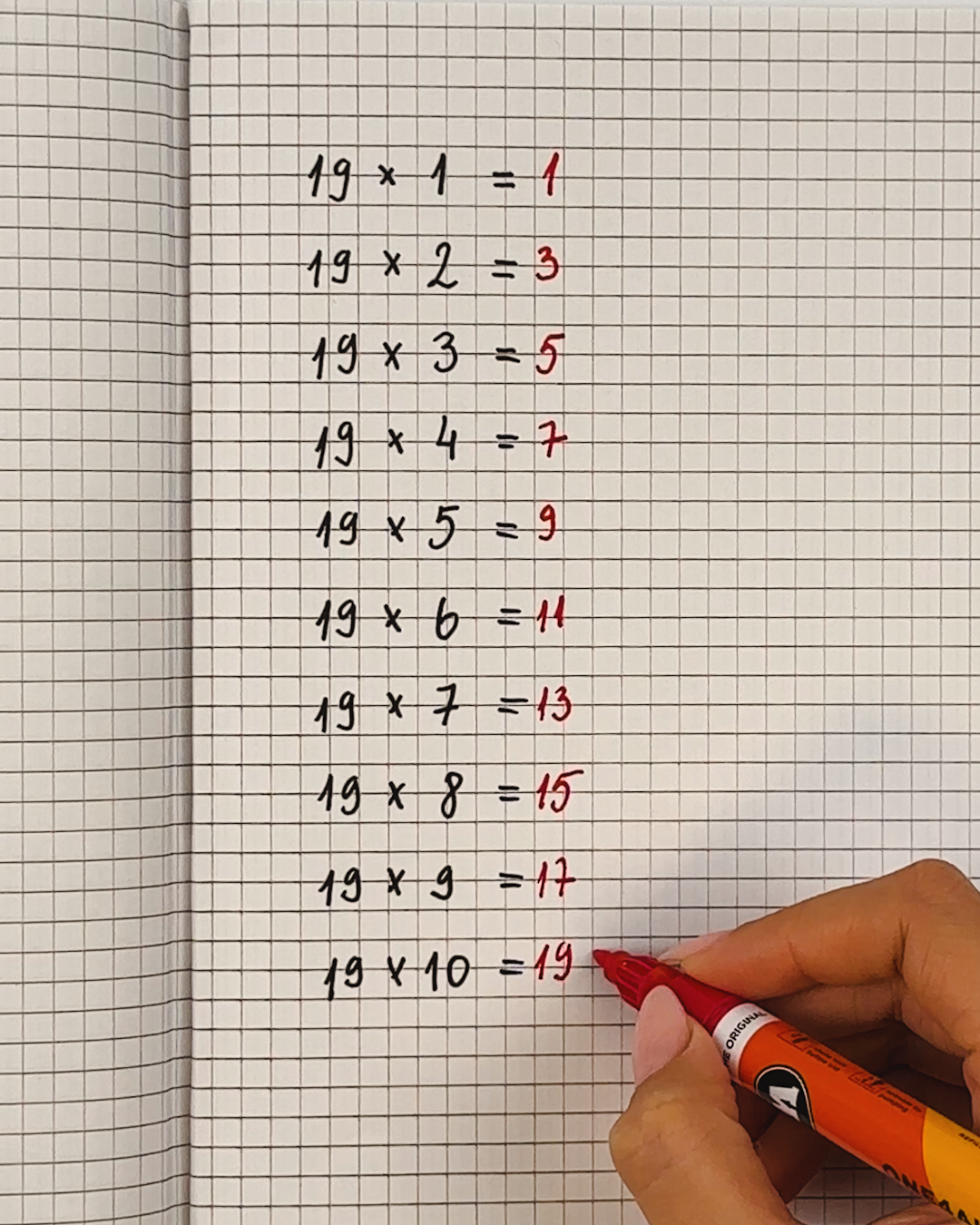 Multiplying by 19 made easy 📝