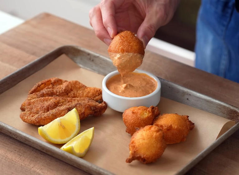 5 chain restaurants with the best crispy fried fish and hushpuppies