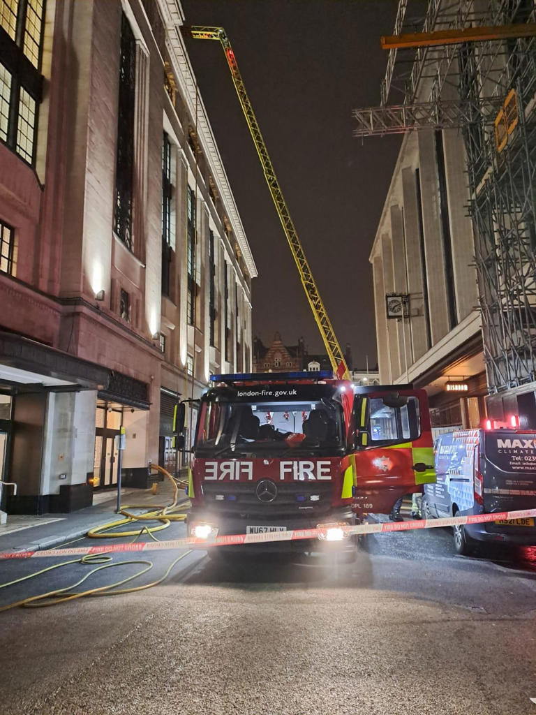 Fire breaks out at Kensington celebrity haunt The Roof Gardens