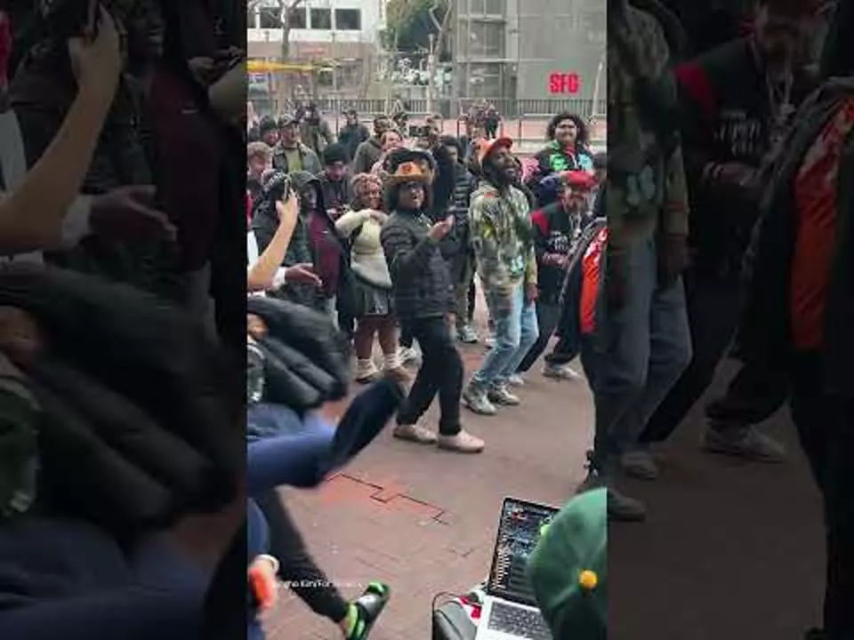 San Francisco Centre closes with unofficial farewell party