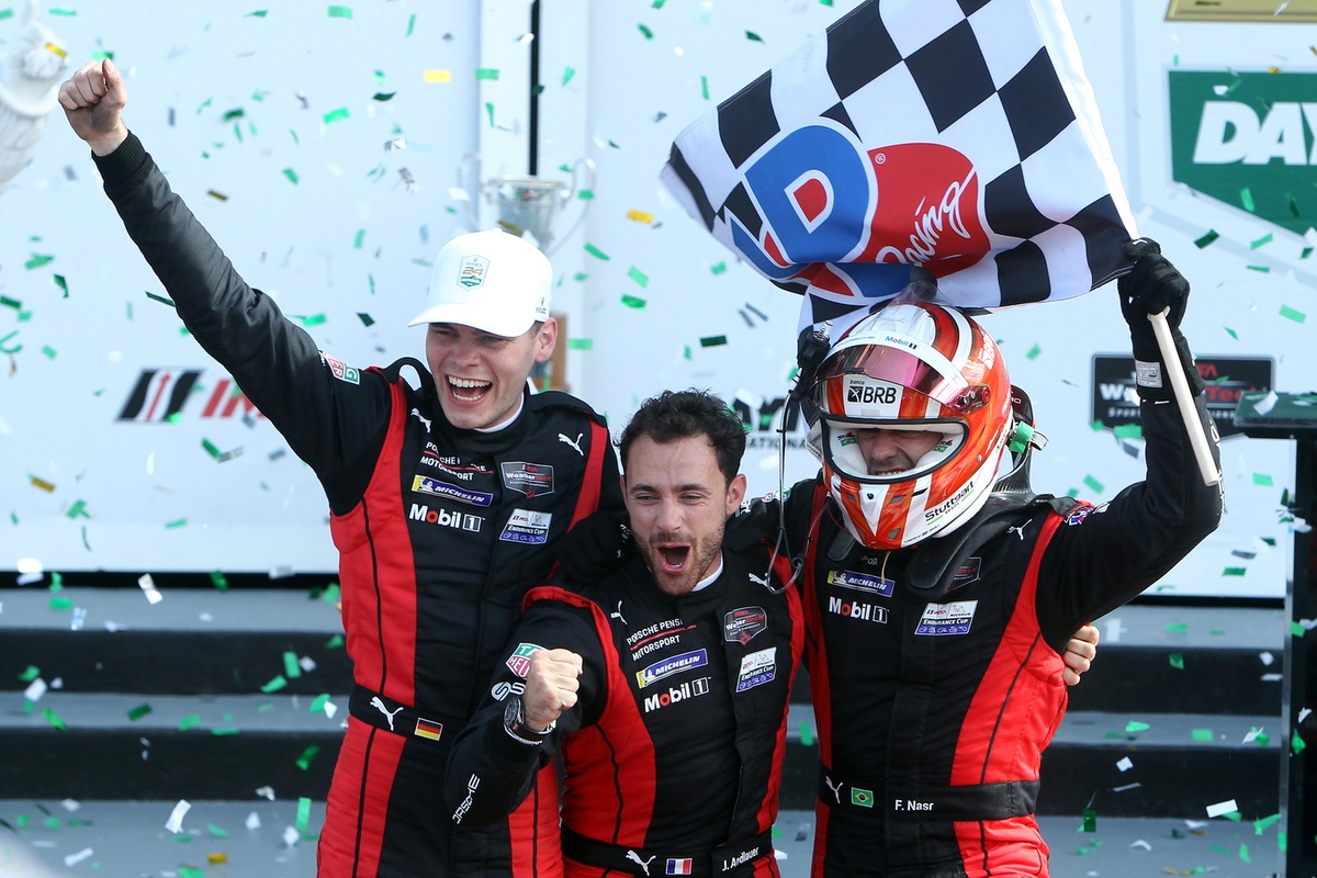 Daytona 24 hours: Porsche holds on for third consecutive win