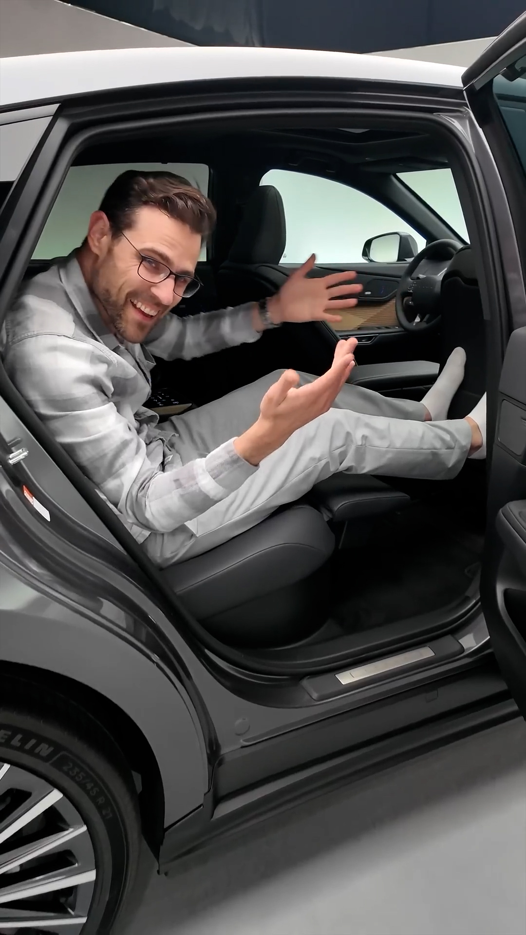 Hoe comfortabel zijn de achterstoelen van de Lexus ES?