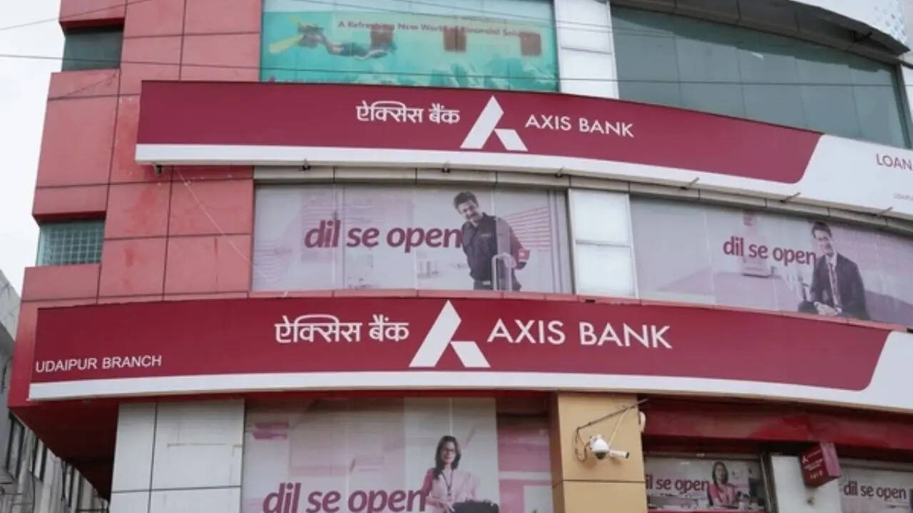 Axis Bank Q3 results FY26: Profit rises 3% YoY to Rs 6490 cr; check NII ...