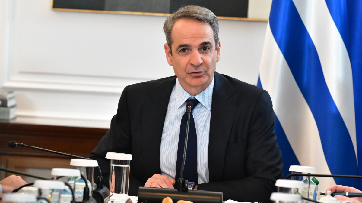 Μητσοτάκης: «Νέα εποχή για την Εκκλησία της Κρήτης - Άξιοι οι ...