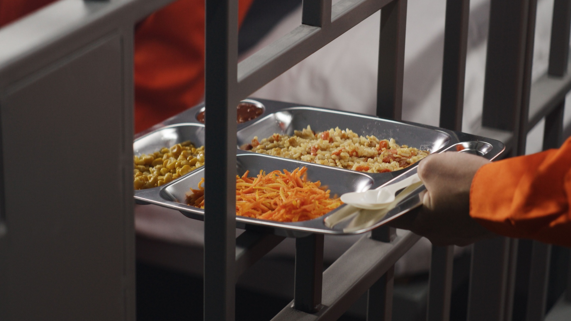 14 foods served in prisons around the world