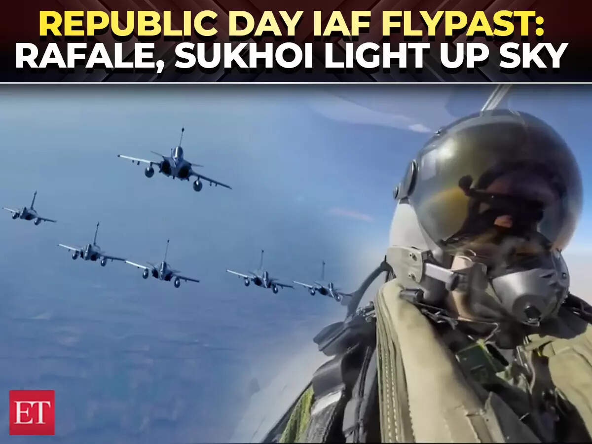 Republic day IAF flypast: Rafale, Sukhoi light up sky with skilled ...
