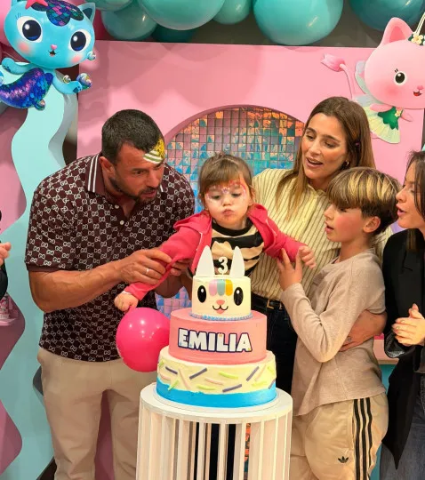 Filha de Marco Costa teve festa de aniversário mágica