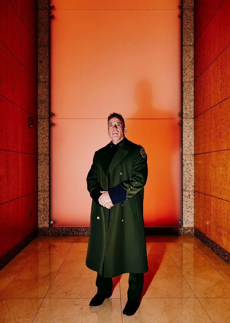 Como Gregory Bovino se tornou o rosto da repressão à imigração de Trump