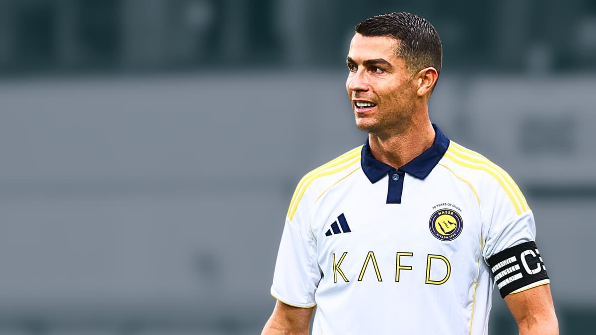 Ronaldo faces race against time to hit 1000 goals as retirement ...