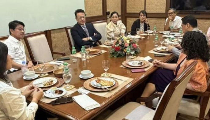 Speaker Dy, Makabayan hold dialogue on Marcos impeach complaints