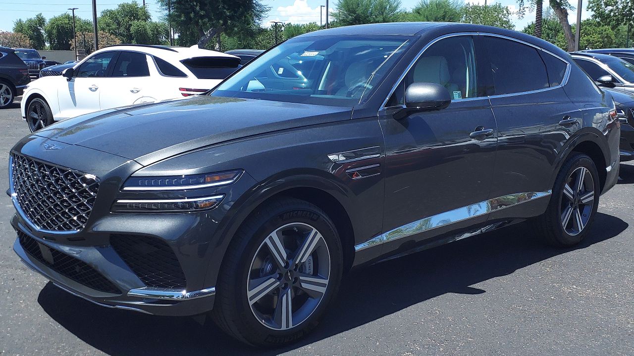 Genesis recalls nearly 84k cars over glitchy dead screens