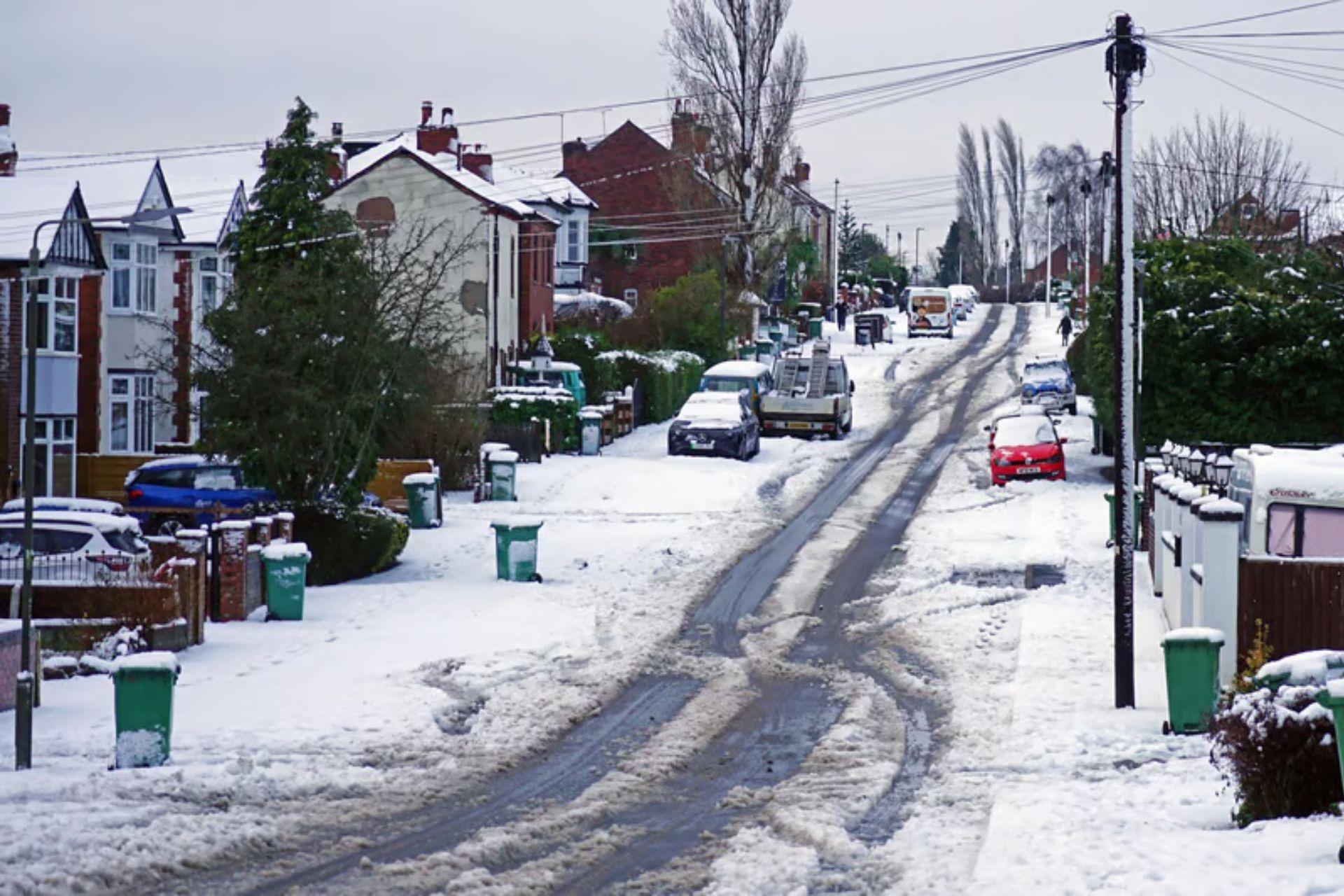 When could it snow in West Midlands this week? Forecast maps pinpoint ...