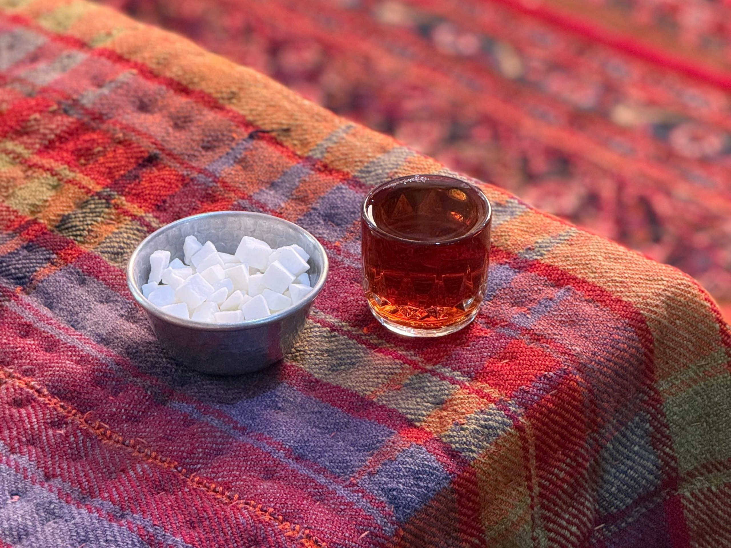 Tricks to remove stains from carpet quickly