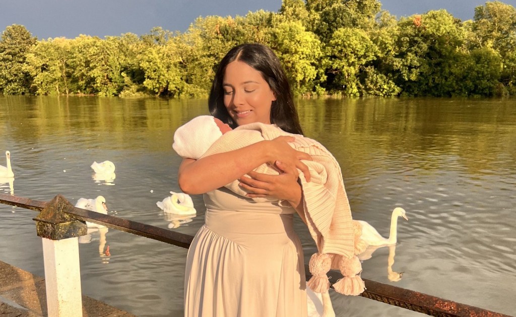 I used formula to feed my baby – I was made to feel like a failure