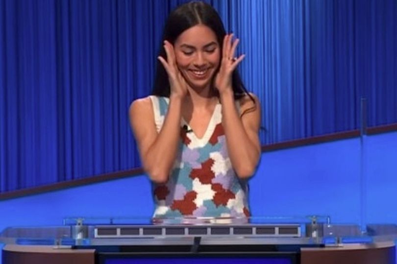 Jeopardy! fans blast host Ken Jennings 'unfair' judgment as he shoots ...