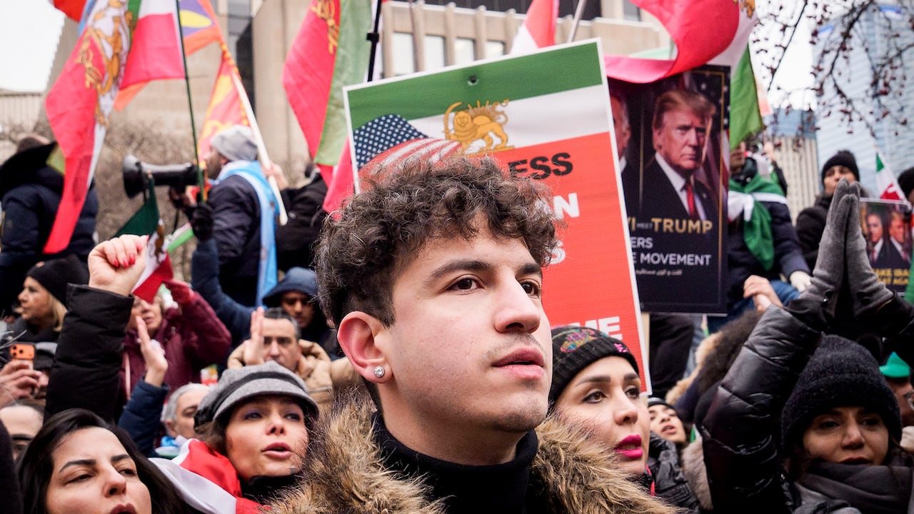 Iranian Canadians get calls from home, protest in solidarity