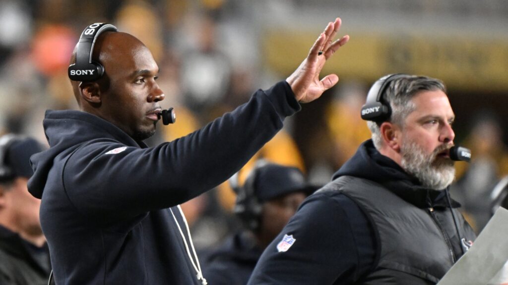 Texans’ DeMeco Ryans offers assessment of Patriots’ Drake Maye