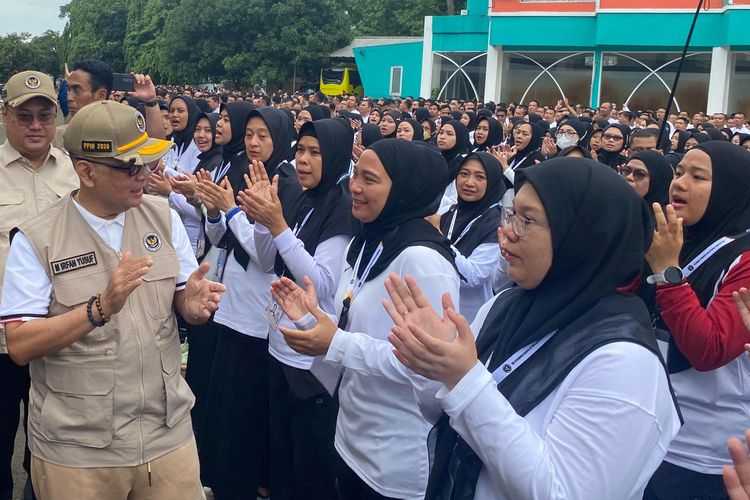 Menhaj Irfan Yusuf: Petugas haji jangan layani pejabat dan instansi ...