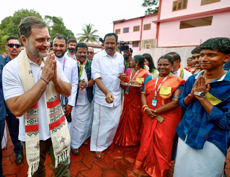 Vijay’s film row reaches SC, Rahul Gandhi says Centre attacking Tamil ...