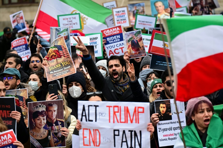 Trump menace d'agir « de manière très forte » si l'Iran exécute des ...
