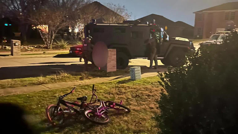 Fort Worth teen arrested in arson case also linked to school threats ...