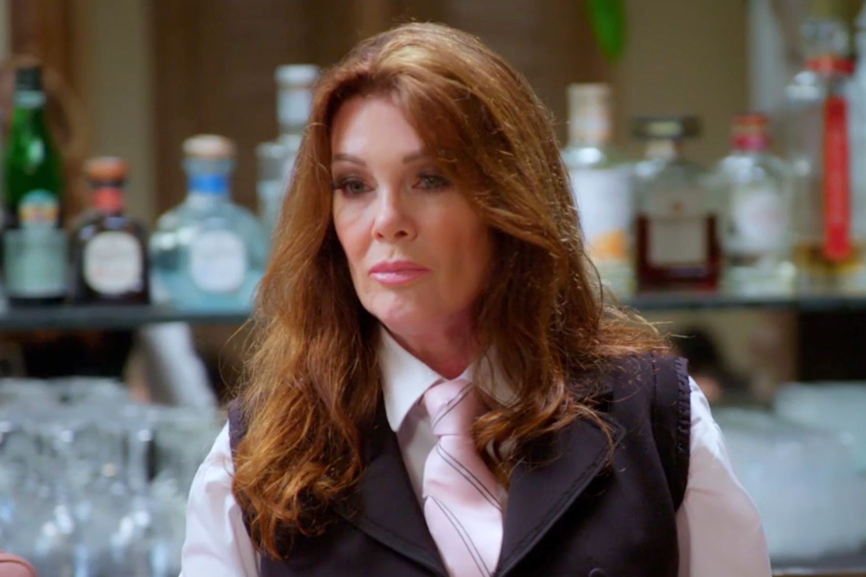 Lisa Vanderpump reacts to SUR staff "getting s--tfaced, crying ...