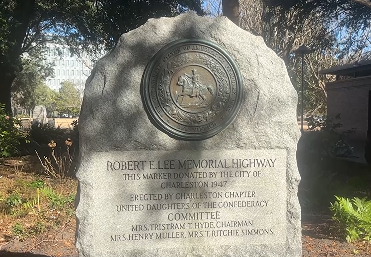 Placement of Robert E Lee marker in Marion Square sparks calls for ...