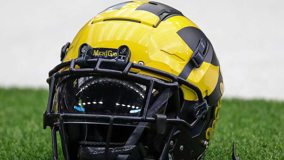 Michigan lands surprising LB out of the transfer portal