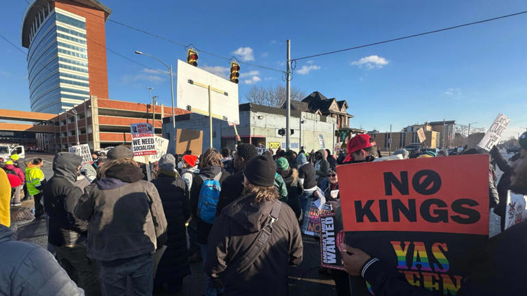 États-Unis : manifestation à Detroit contre ICE, l'Agence décriée de ...