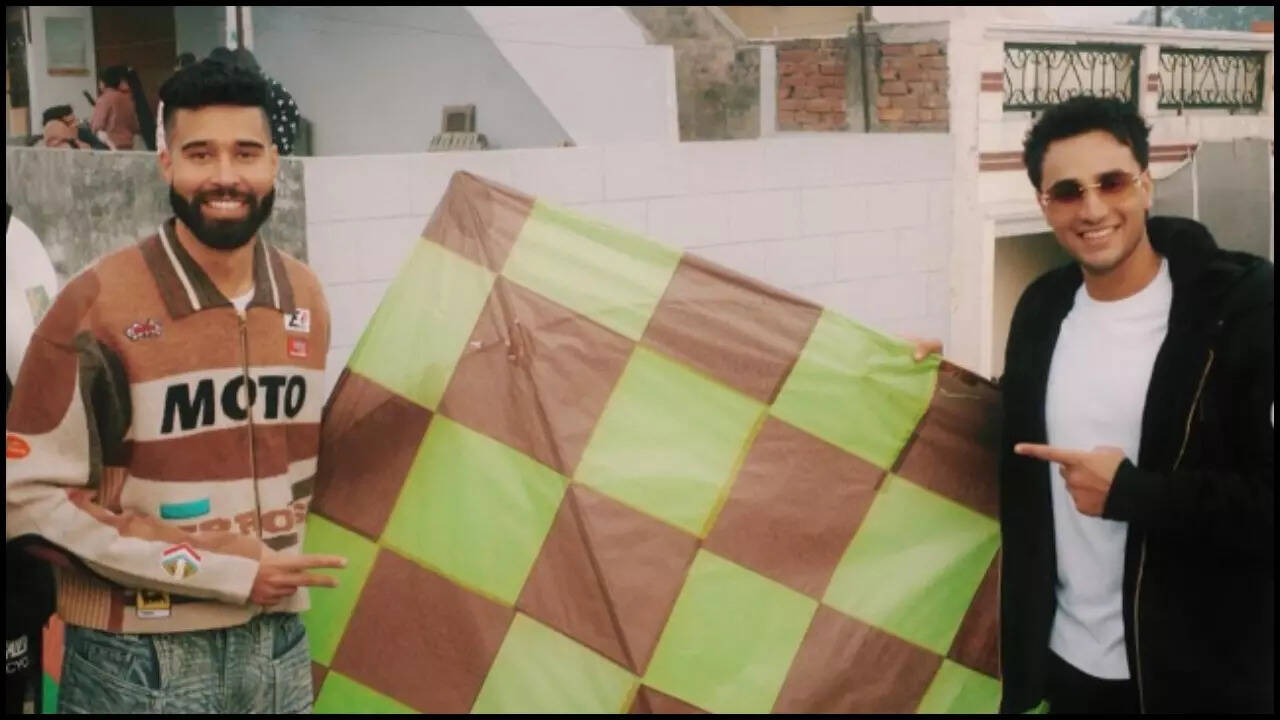 AP Dhillon and Abhishek Sharma celebrate Lohri together: 'Shoutout to ...