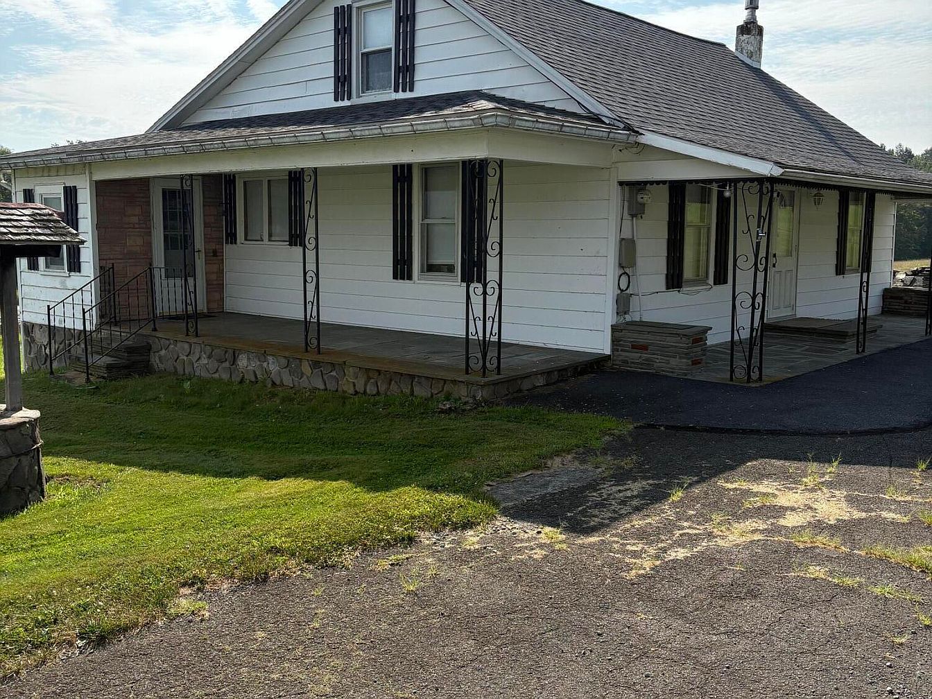Charming 1920 country home in Forest City, Pennsylvania, featuring ...