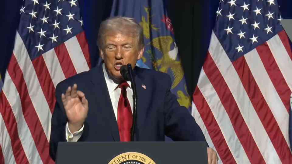 'If he didn't agree, I wouldn't do it': Trump accidentally tells the ...