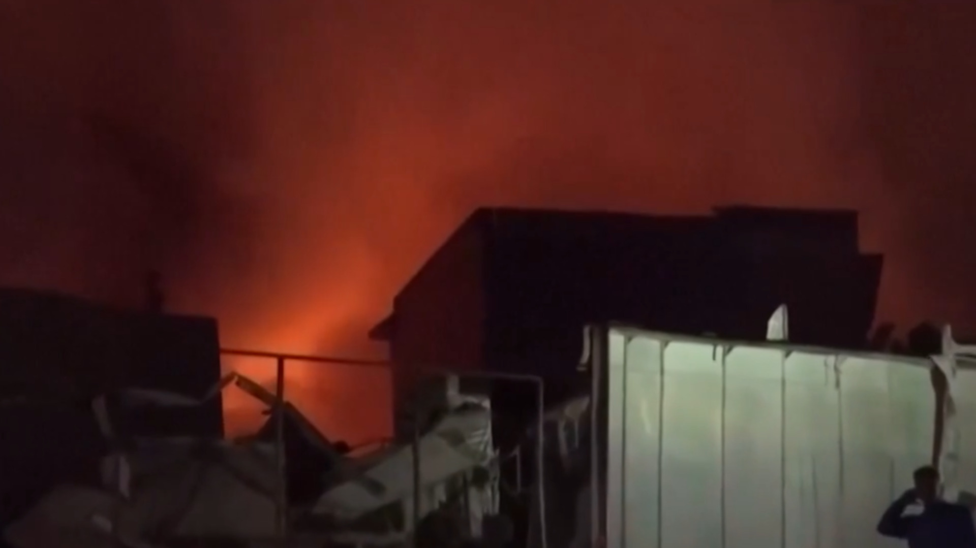 Human rights groups report up to 2,000 deaths in Iran protests