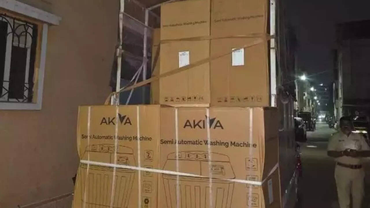 Washing machines, dinner sets, liquor: Freebies meant to lure electors ...