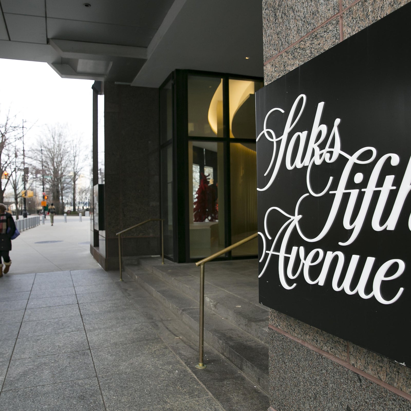 Saks Global, century-old high-end department store chain, files for ...