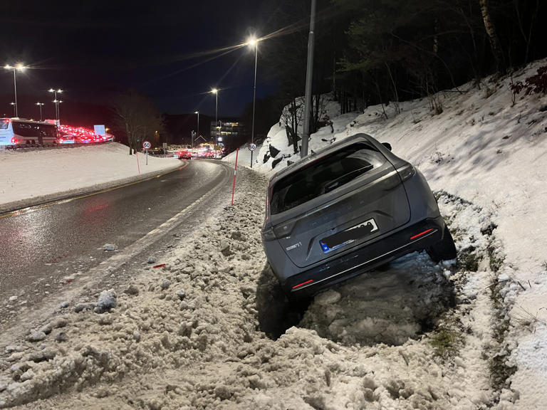 Flere biler i trafikkulykke på E18