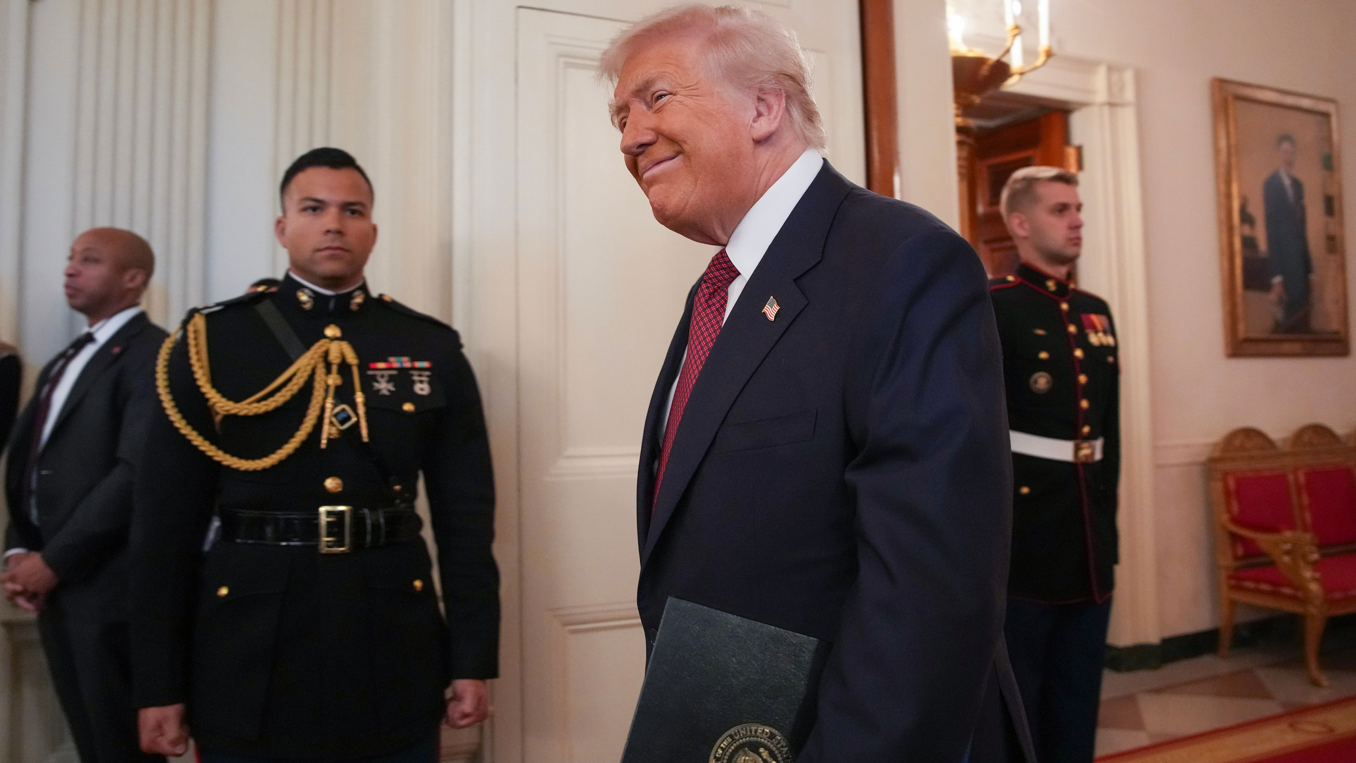 Senat USA chce powstrzymać Donalda Trumpa przed aneksją Grenlandii ...