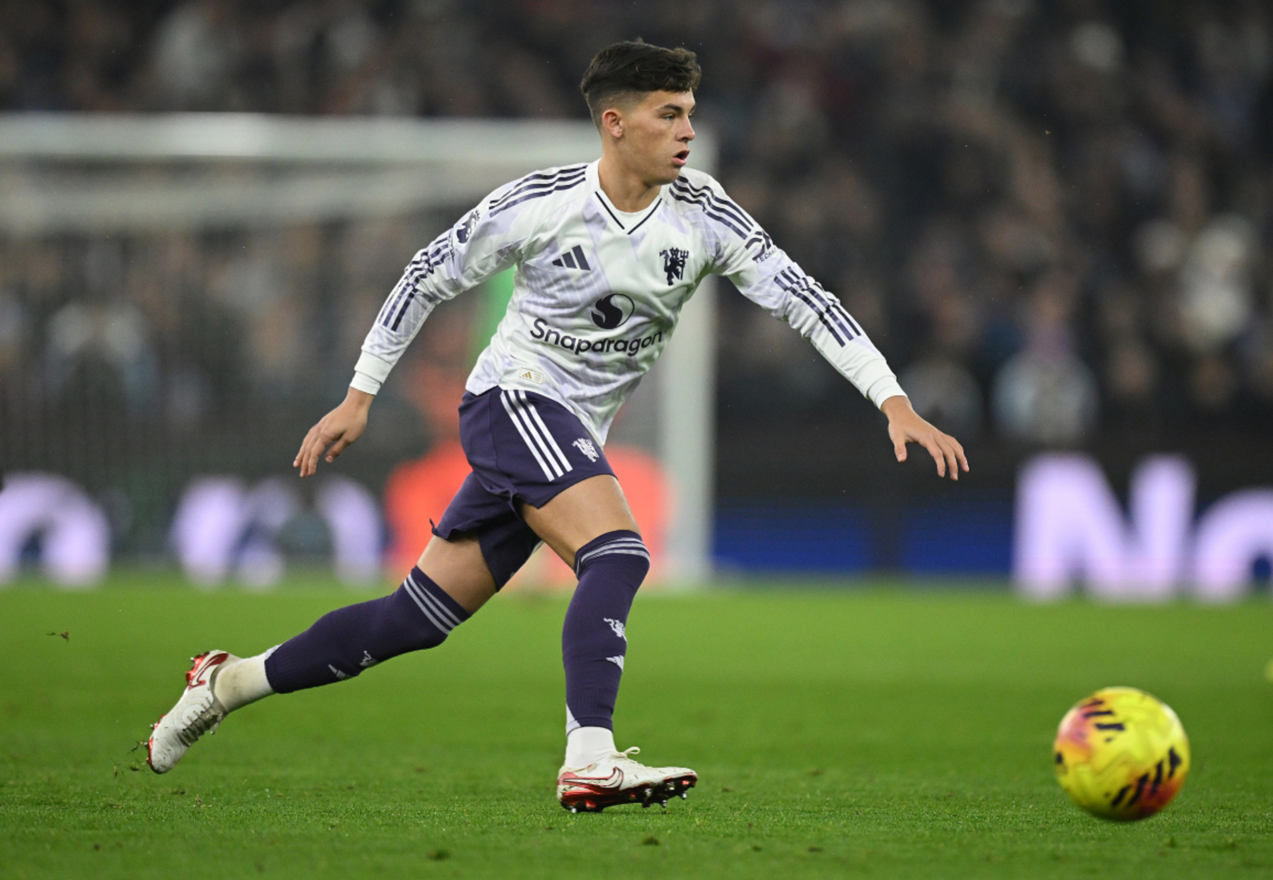 Rio: There’s ‘only one’ Utd star who plays without ‘scars’ and ‘baggage ...