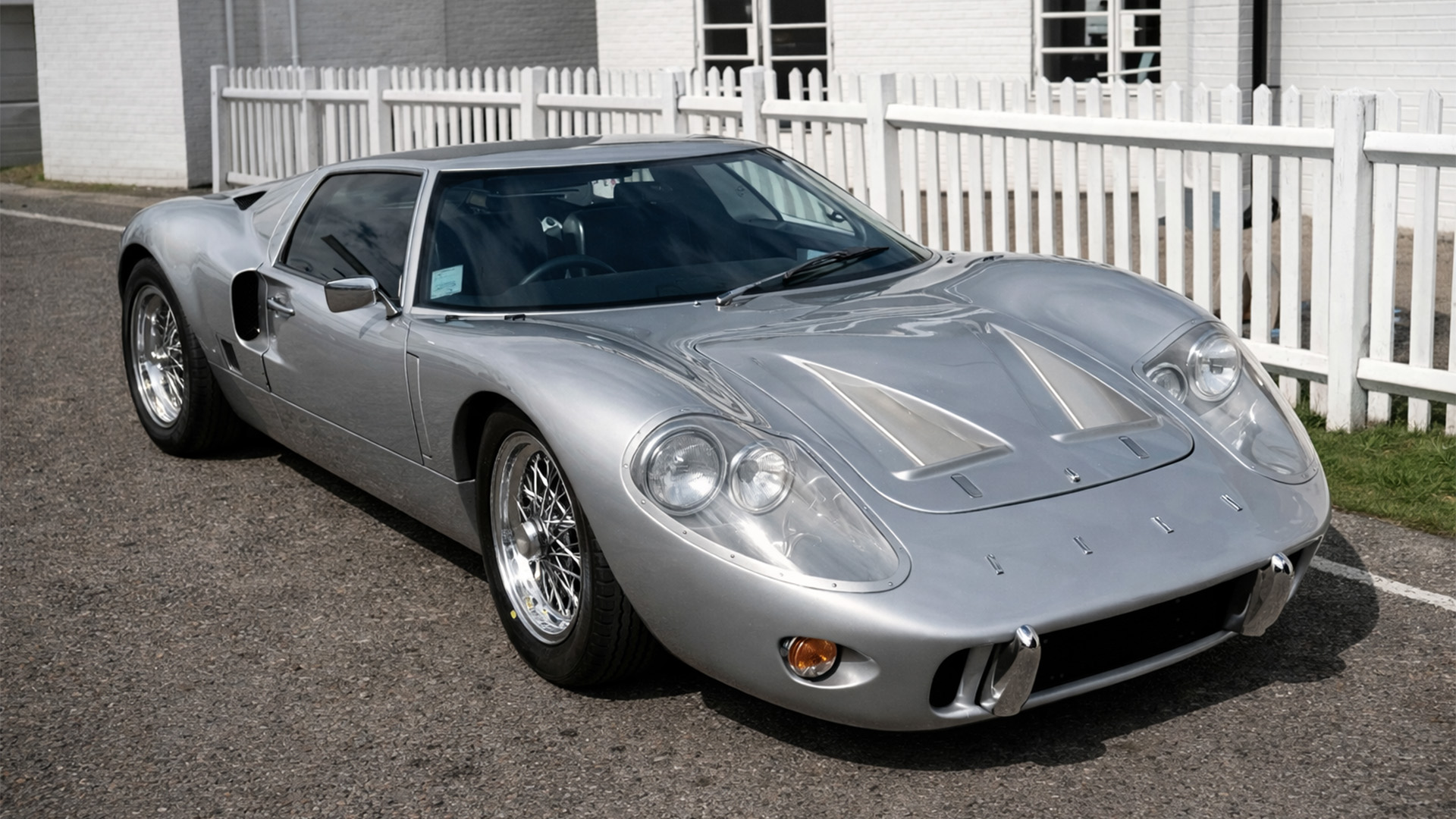 We found real GT40s in one place