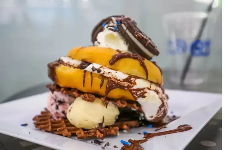 Oreo cafe menu with prices [updated 2026]