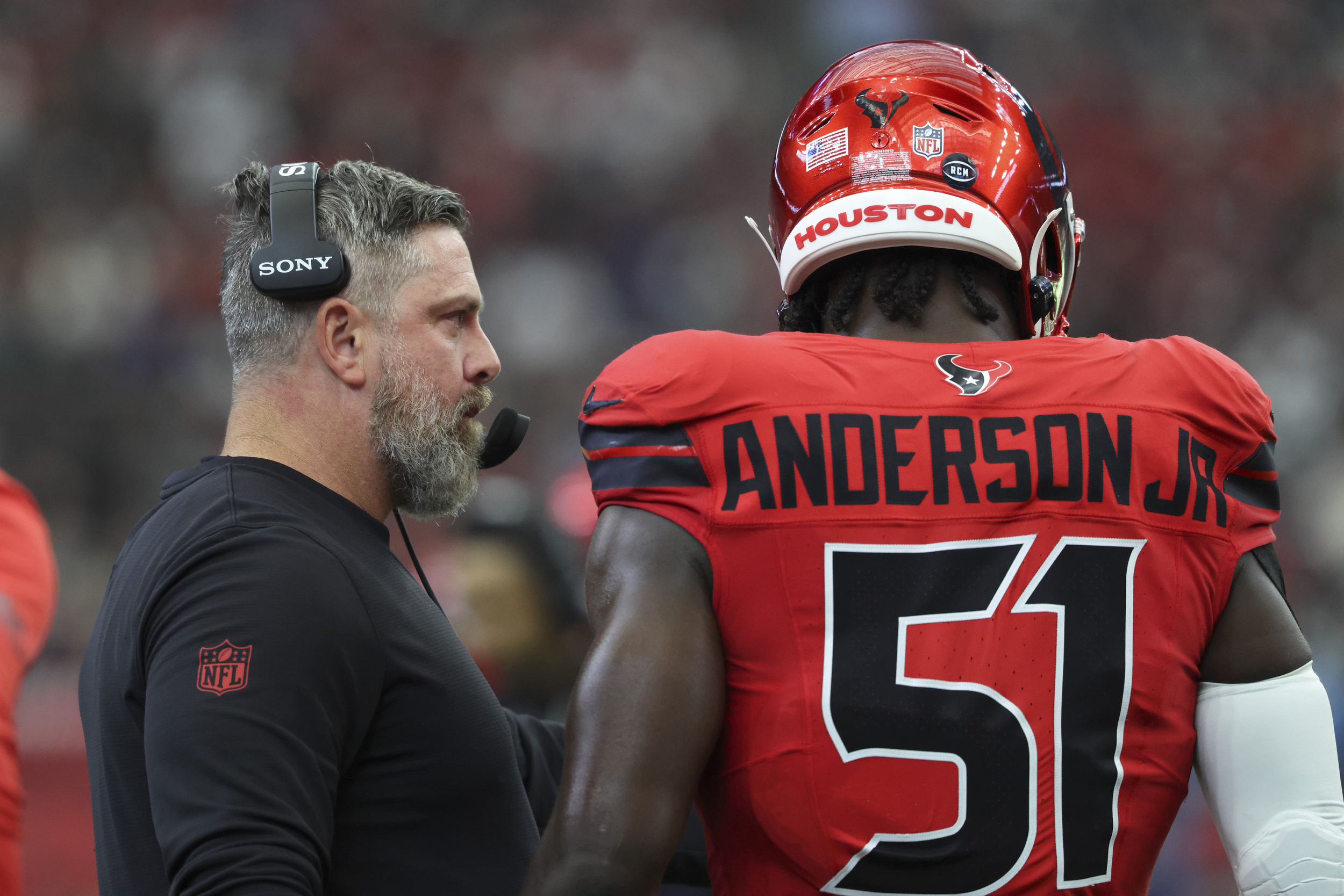 Cardinals request HC interview with Texans DC Matt Burke